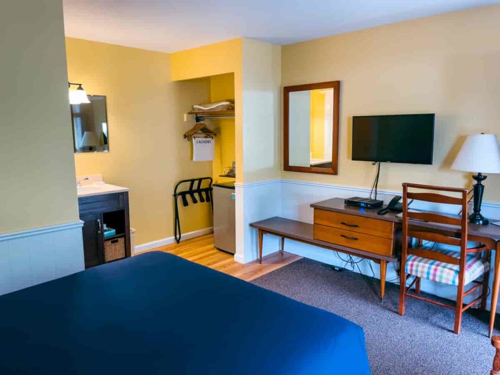 Adjoining Rooms | Keuka Lakeside Inn